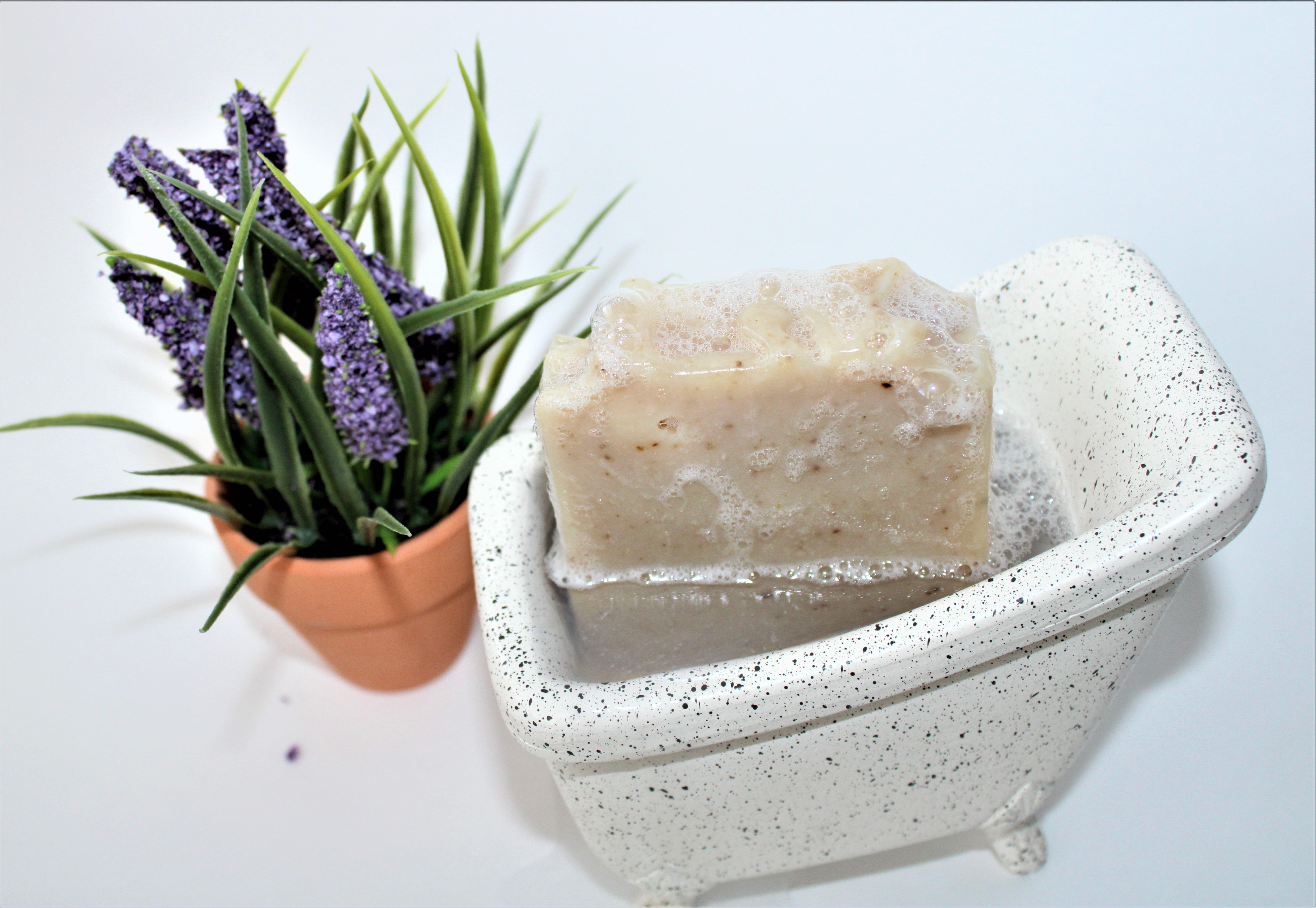 DYOZ Creations OatMilk Lavender Charcoal Turmeric and Seamoss bar Soap ...